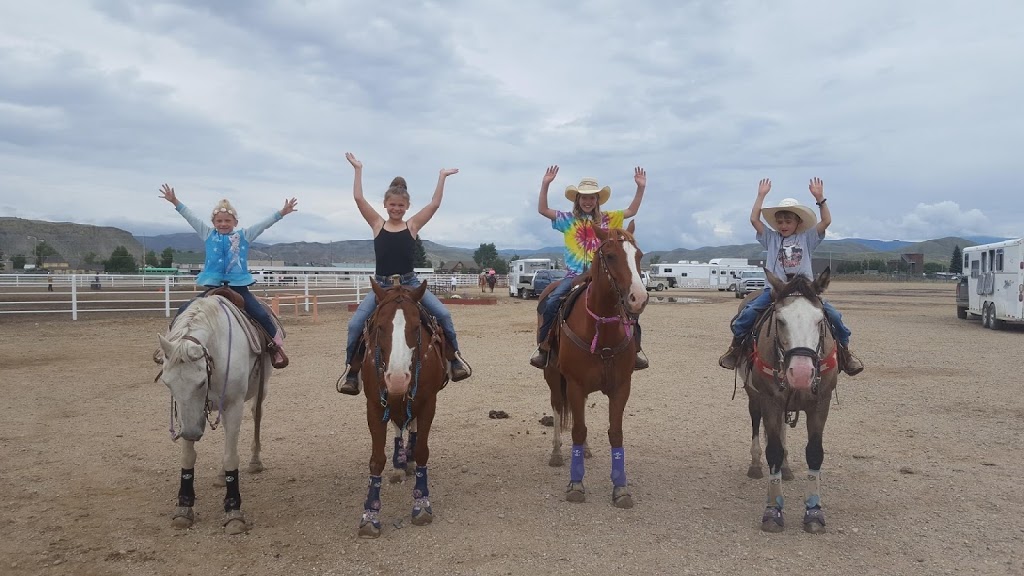 Of Kids and Horses - Drowsy Water Ranch